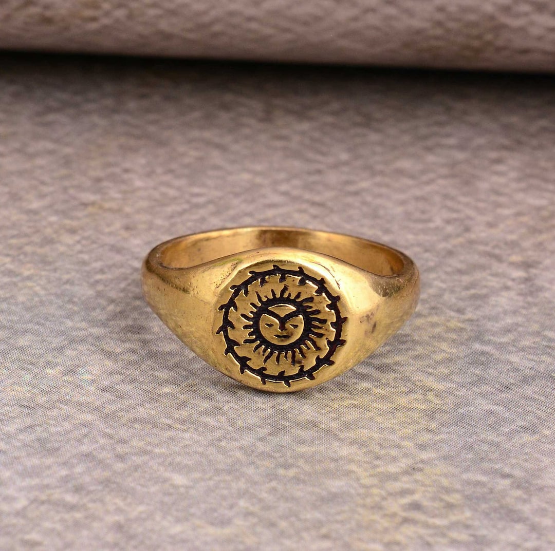 Gold Sun Signet Ring: Ancient Greek Celestial Jewelry - Etsy
