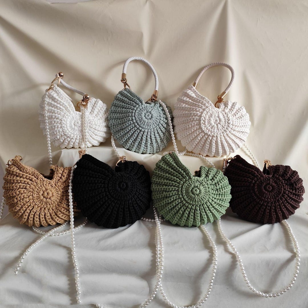 Handmade Crochet Seashell Bag – Black Shell Purse With Pearl Strap ...