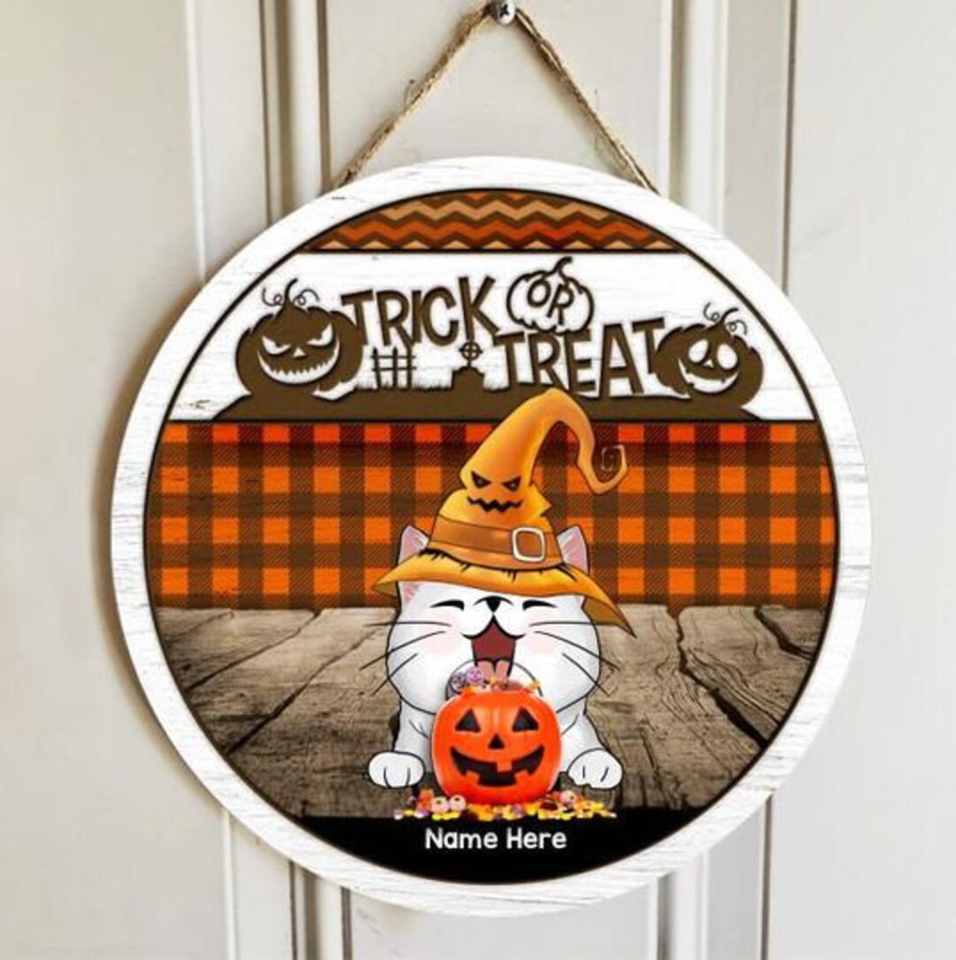 Personalized Halloween Trick or Treat Wood Sign Custom Name - Etsy