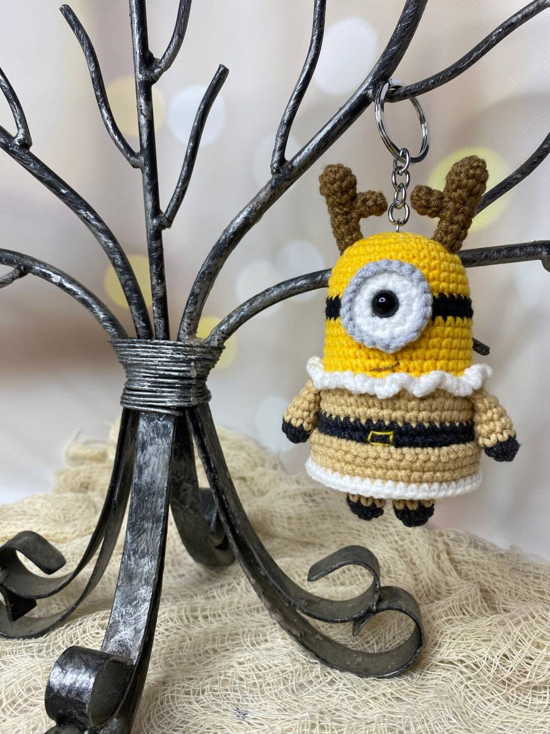 Crochet Minion Keychain. - Etsy