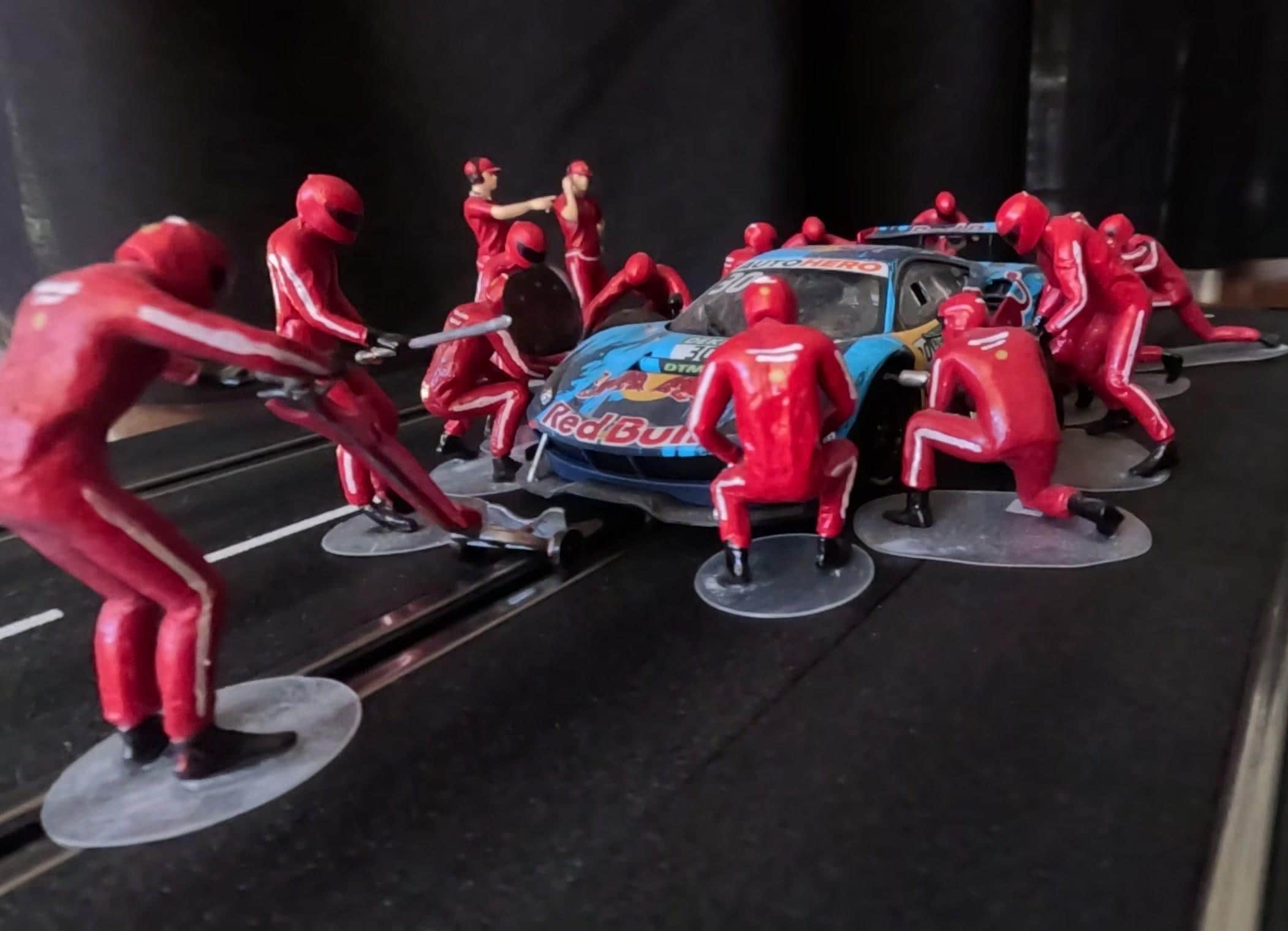Formula 1 Pit Crew Stls in 1/32 Scale for 3D Printing. Digital Files ...