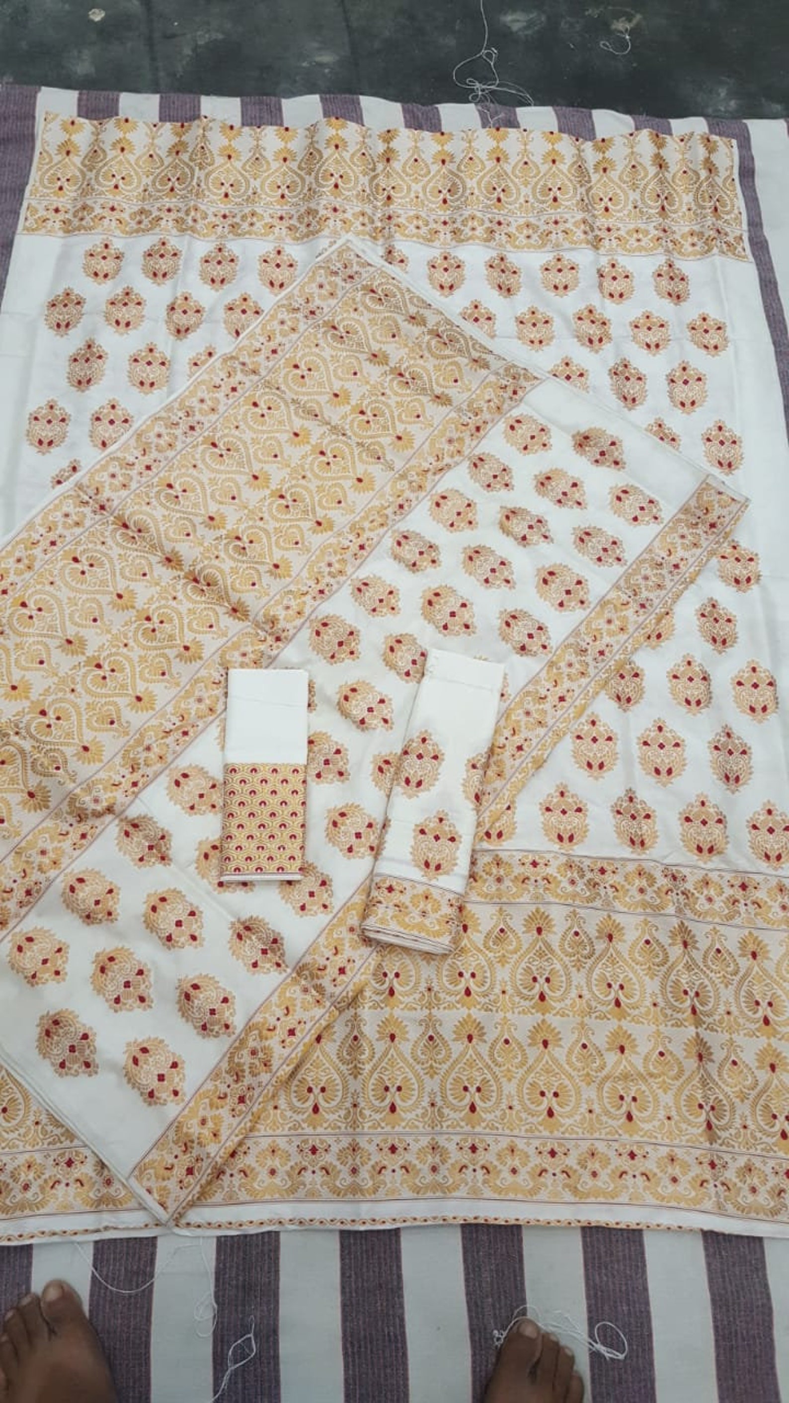 Assamese Traditional Dress Mekhla Sador White and Golden for Women ...