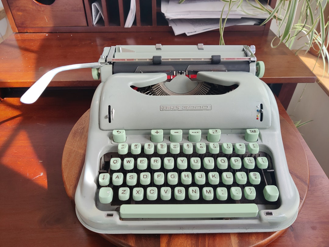 1959 Cursive Hermes 3000 Professionally Serviced Typewriter - Etsy