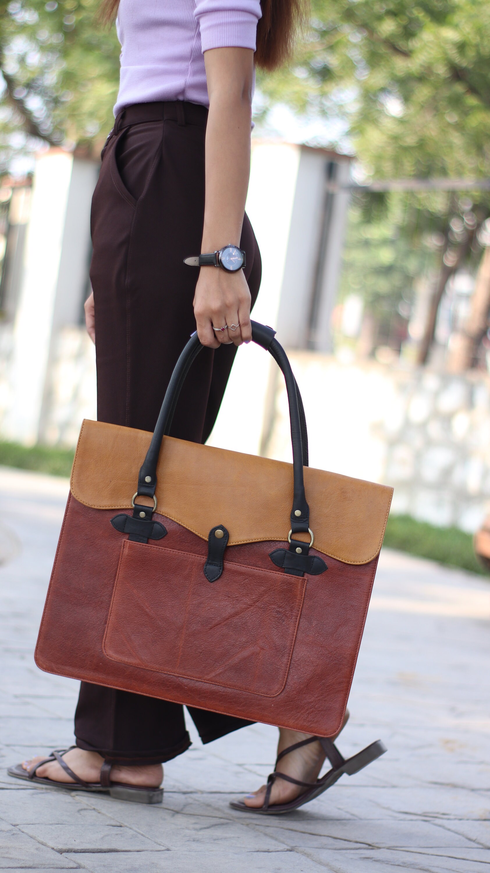 Two Tone Genuine Leather Laptop Carry Bag, Leather Laptop Messenger ...