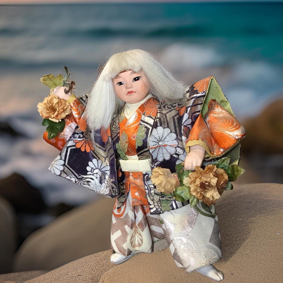 Japanese Kabuki Doll - Etsy