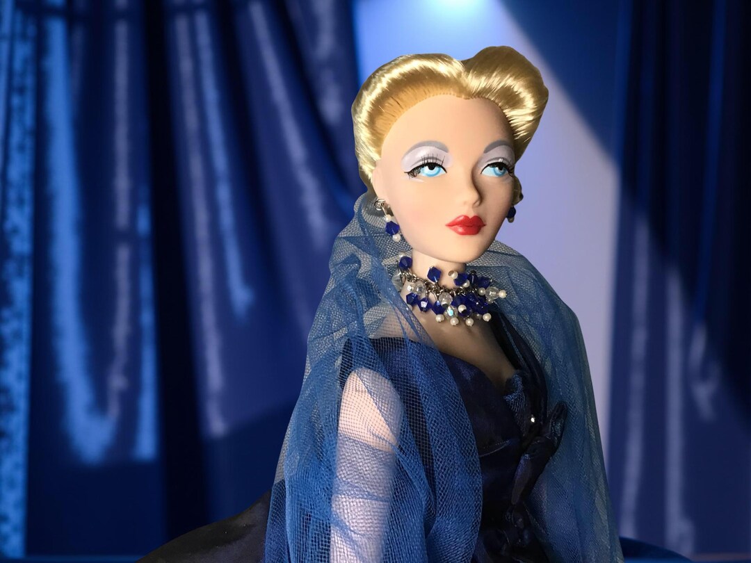 GENE Midnight Romance - Etsy