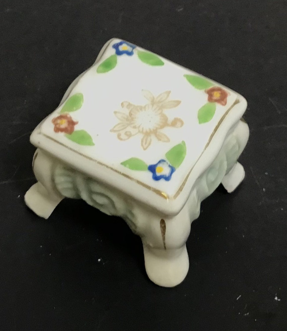 Occupied Japan Miniature Dollhouse Table and Chairs - Bisque Floral Set ...