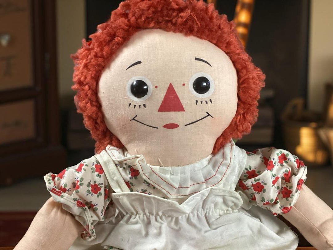 Vintage 1970s 16-inch Knickerbocker Raggedy Ann Doll – Red Floral Dress ...