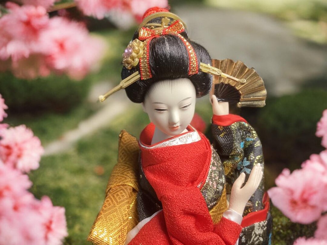 Elegant 9” Japanese Geisha/maiko Doll Nihon Ningyo 9 Inch– Traditional ...