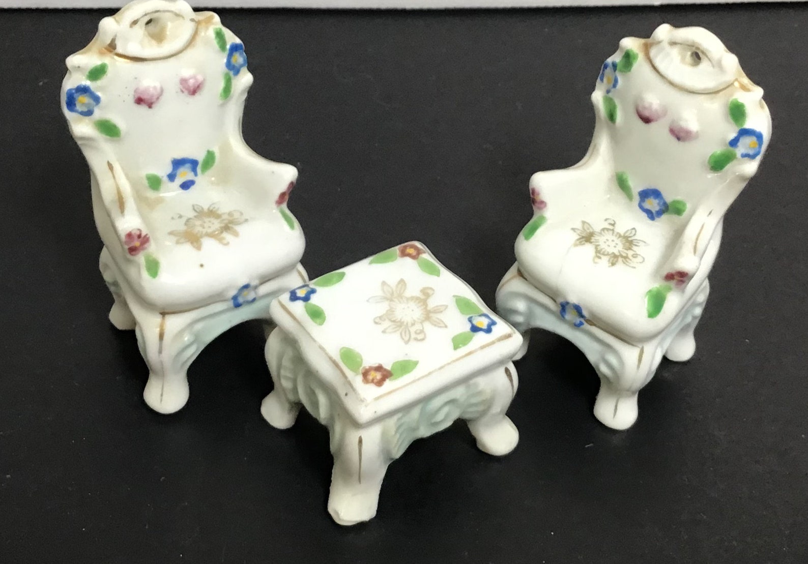 Occupied Japan Miniature Dollhouse Table and Chairs - Bisque Floral Set ...