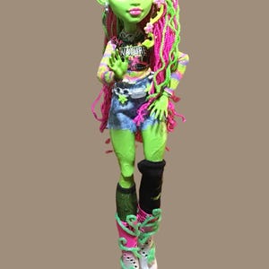 Monster High’s Venus Mcflytrap - Etsy