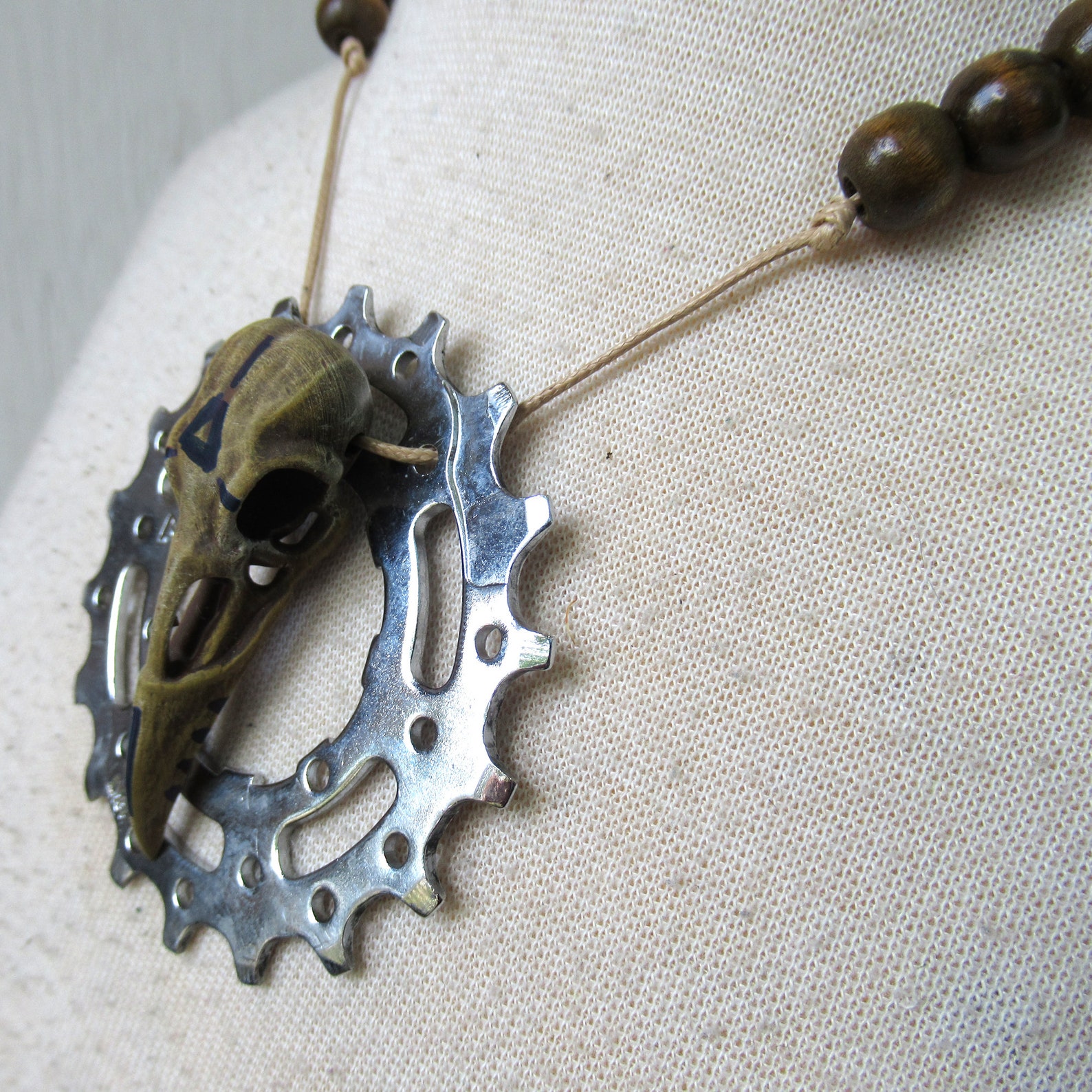 The Nineteenth Corvid post-apocalyptic Themed Raven Skull Necklace - Etsy