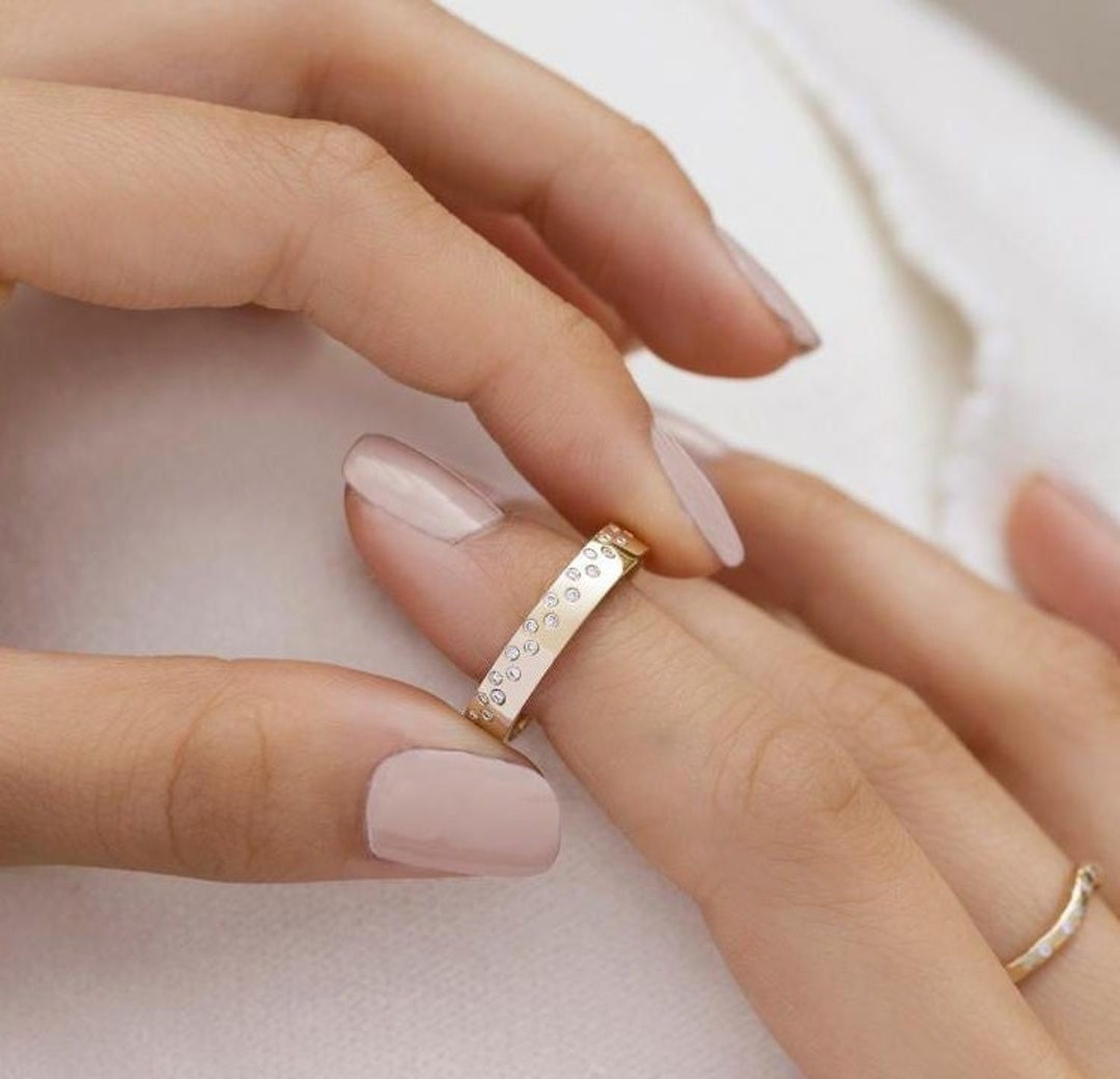 14K Gold Flush Set Lab Grown Diamond Wedding Band Round Scattered ...