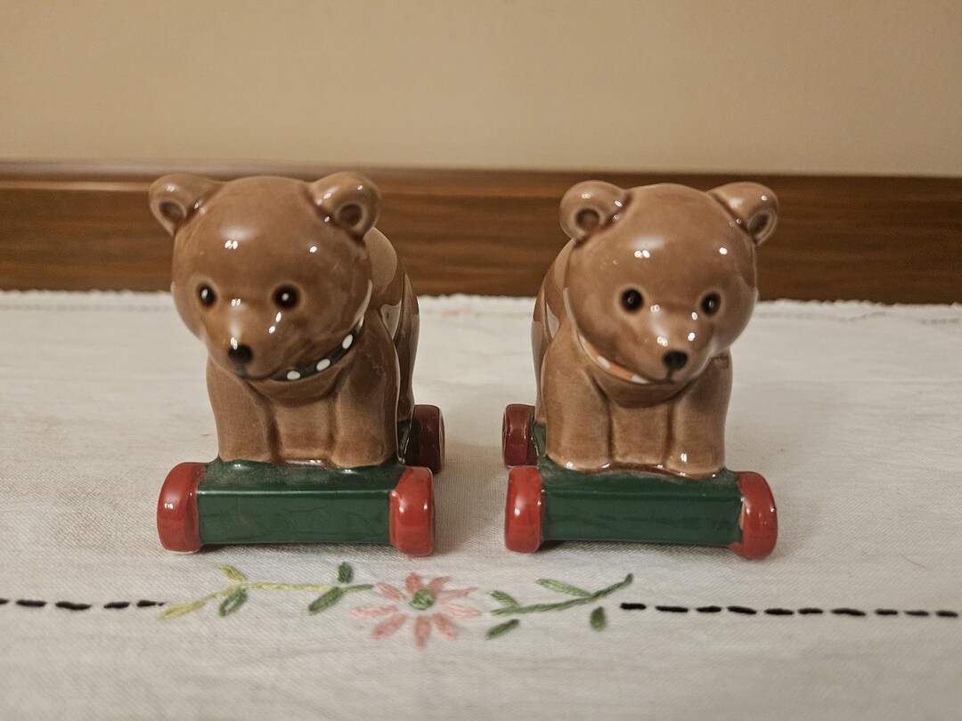 Vintage Toy Teddy Bear on Wheels Salt and Pepper Shakers. - Etsy