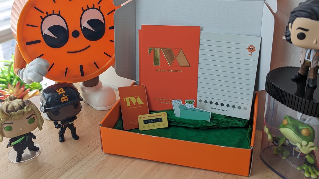 Loki TVA Gift Pack Gold Foil Postcard + 3 Sticker Set + Miss Minutes ...