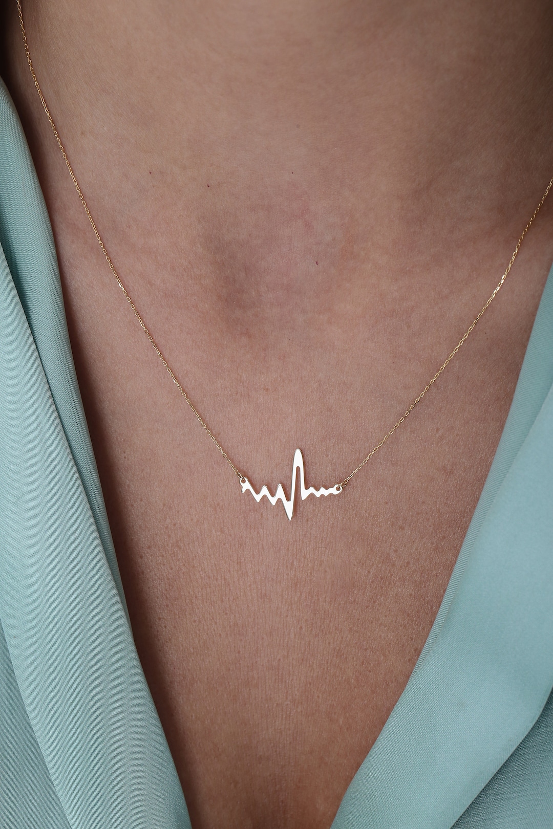 14k Solid Gold Heart Rhythm Necklace Heartbeat Pendant - Etsy