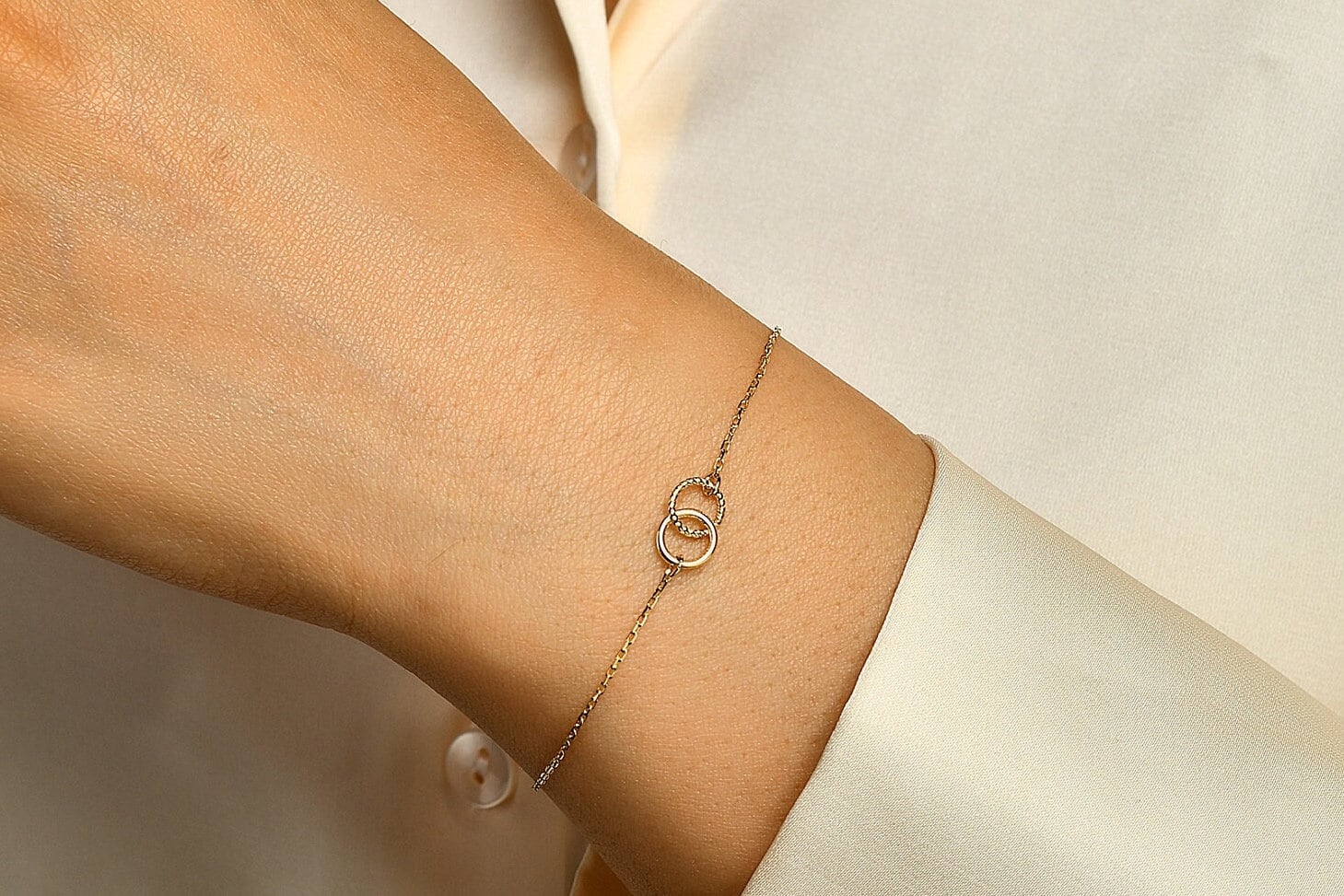 14k Real Gold Interlocking Circles Bracelet for Women | Double Ring ...