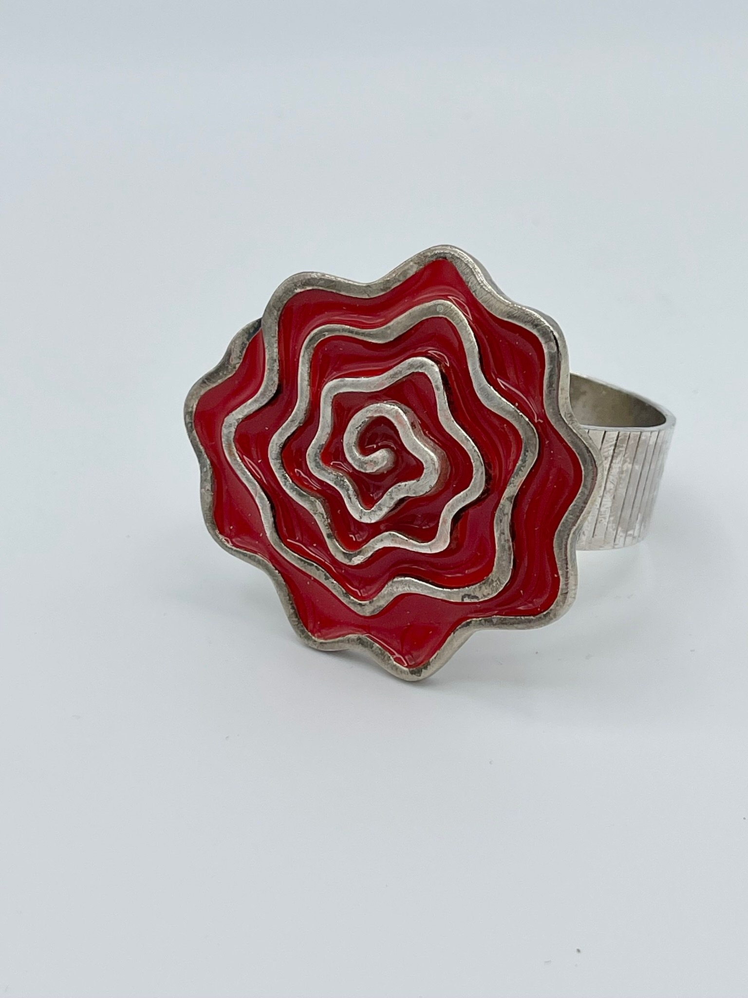4 Silvestri Mark Switzer Metal & Enamel Napkin Rings, Red Silver Napkin ...