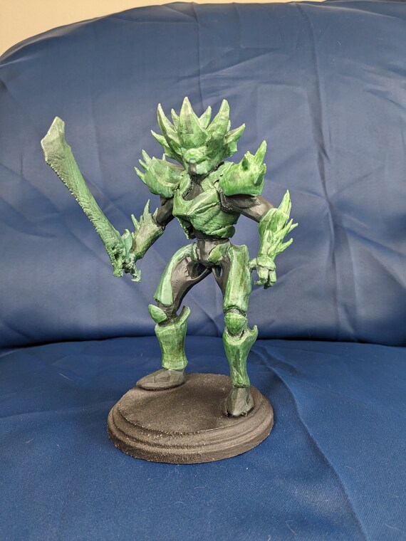 Destiny Fallen Statue