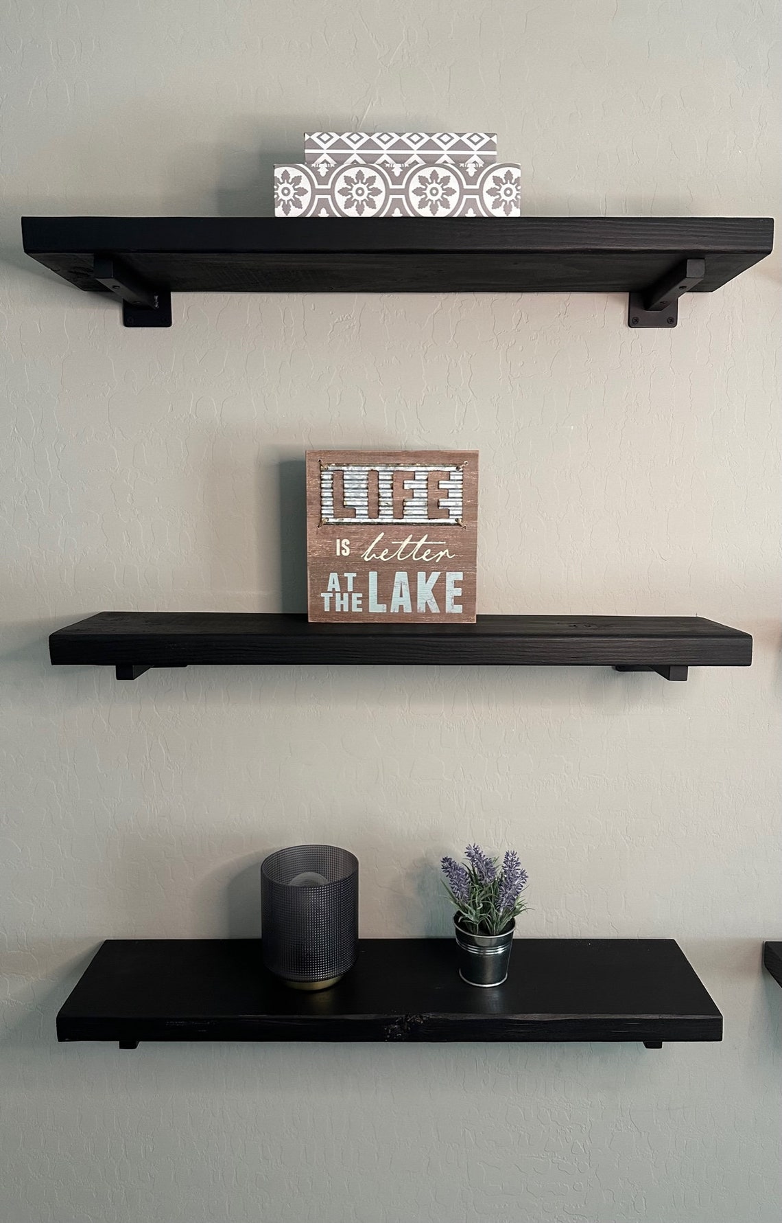 Modern Floating Wall Mount Shelf, Minimalist Design for Home ...