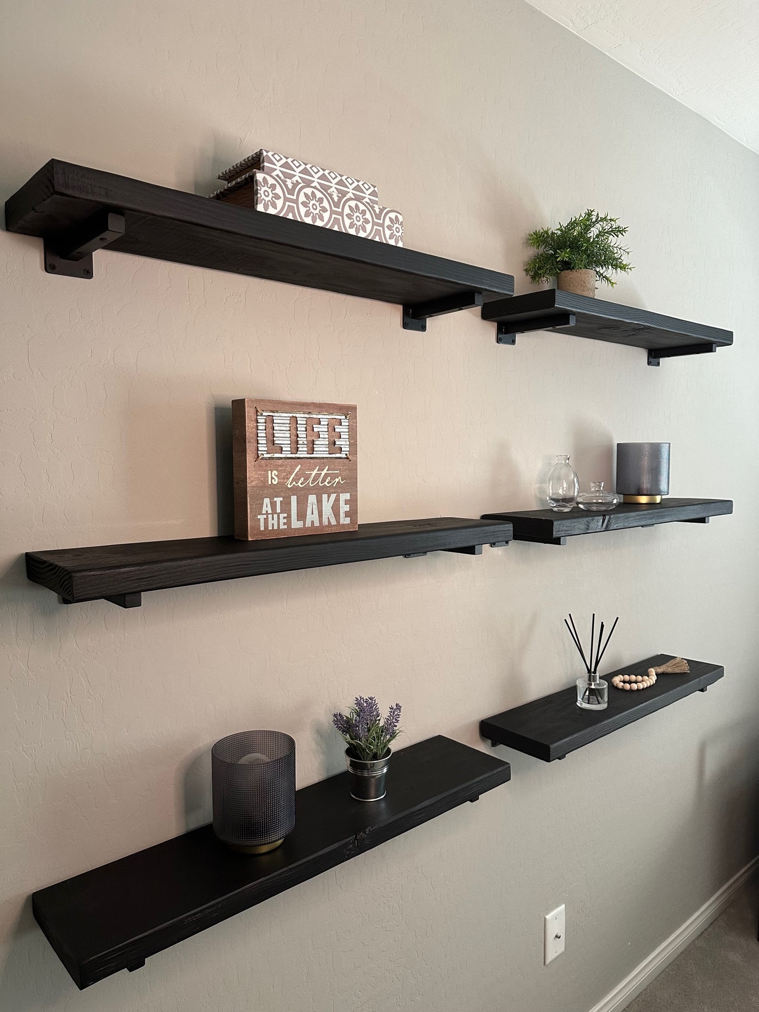 Modern Floating Wall Mount Shelf, Minimalist Design for Home ...