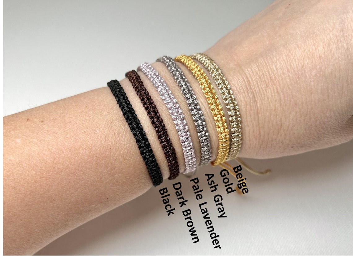 Set of 2 Macrame Bracelets, 2 Colors Handmade Bracelets With a Gift ...