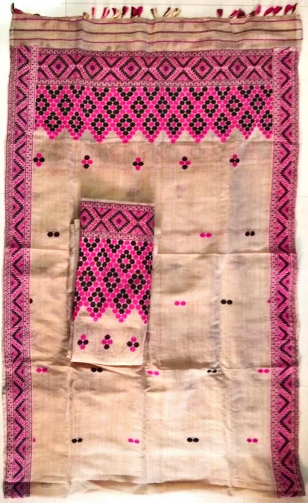 Elegant Assamese Silk Saree With Traditional Design Handwoven Assamese ...