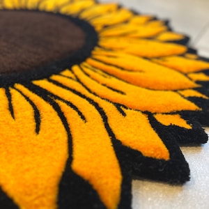 Handmade Tufted SUNFLOWER Rug - Etsy