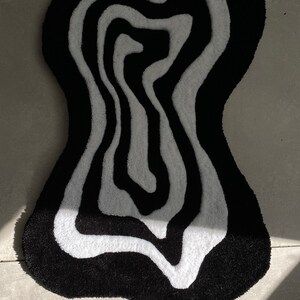 Handmade Tufted - Black & White Melted Rug- - Etsy