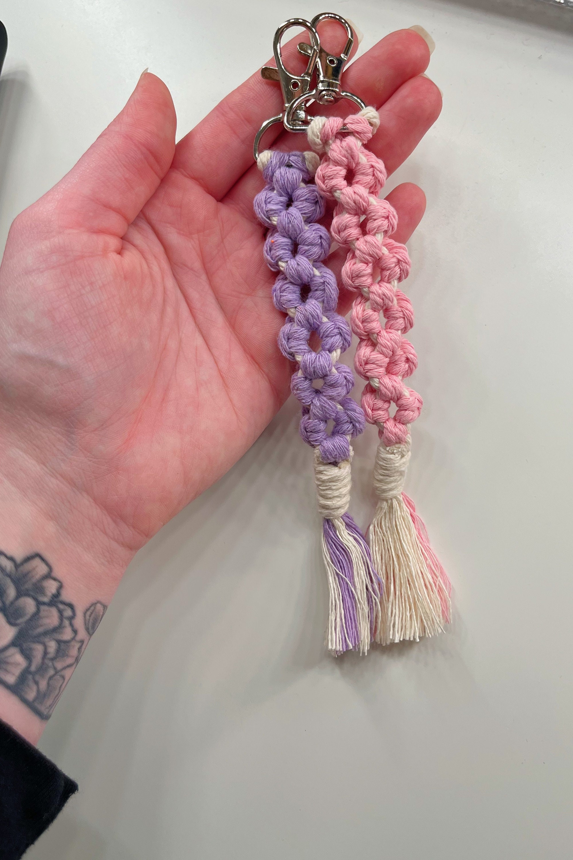 Flower Macrame Keychain - Etsy
