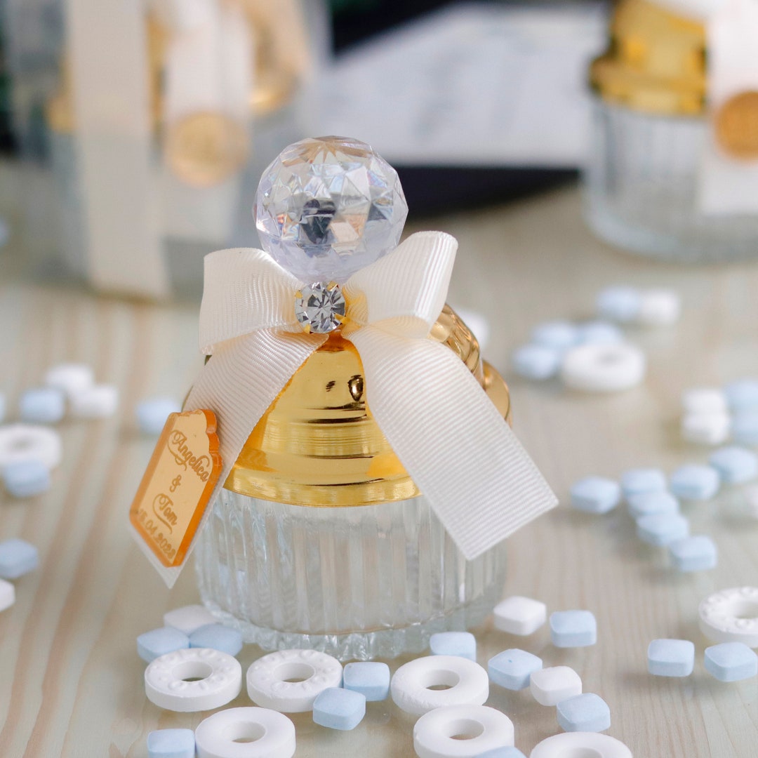 Personalized Glass Candy Dish Unique Wedding Favor for Guests Luxury ...