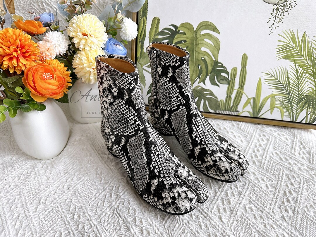 Silver Snake Pattern Tabi Split Toe Boots, Chunky Round Heels Tabi ...