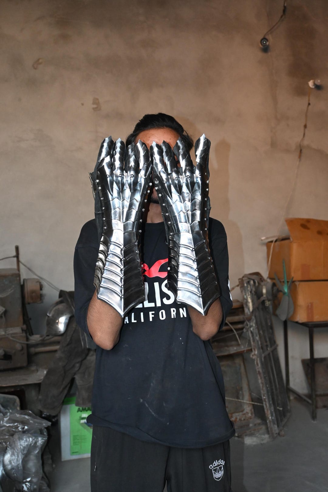 Medieval Handcrafted Nazgul Gloves Steel Gauntlets Authentic Historical ...