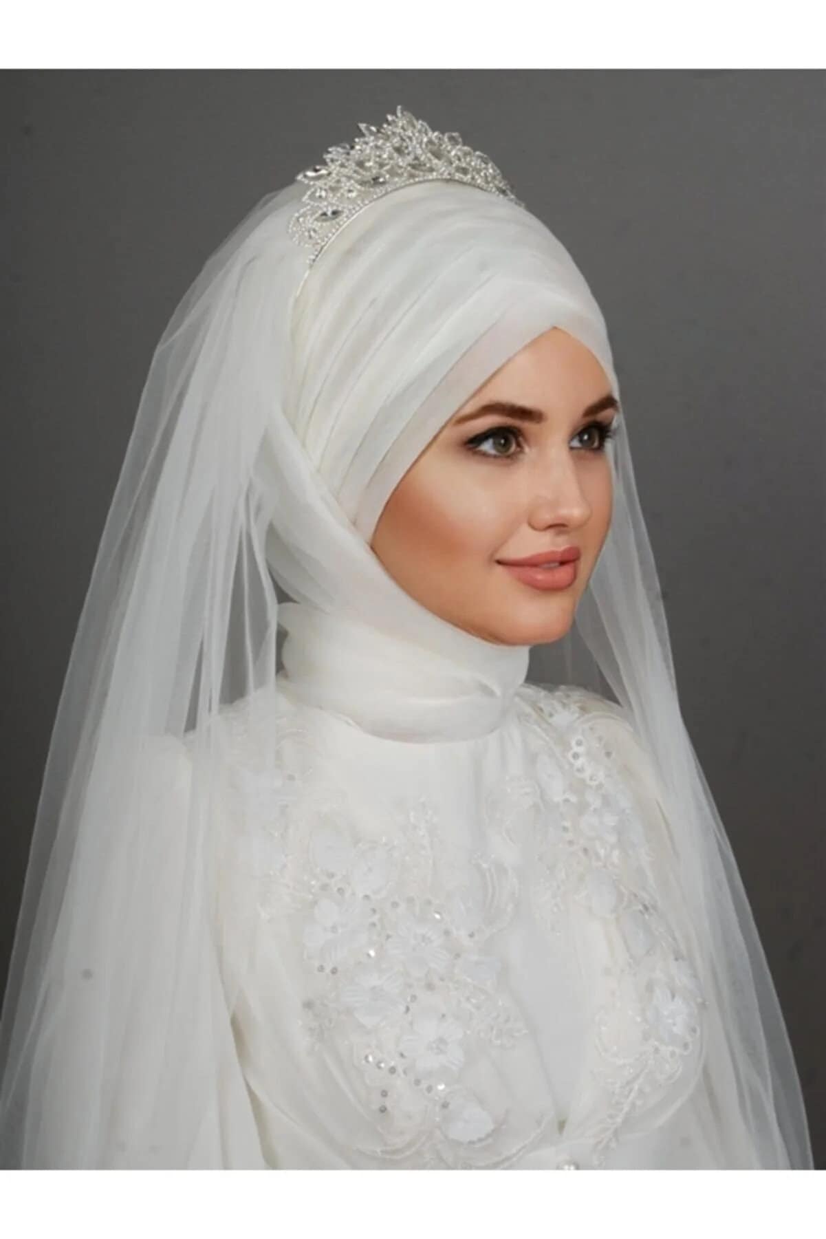 Front 7 Draped Bridal Hijab Veil, Ready to Wear Turban, Ecru Ready to ...