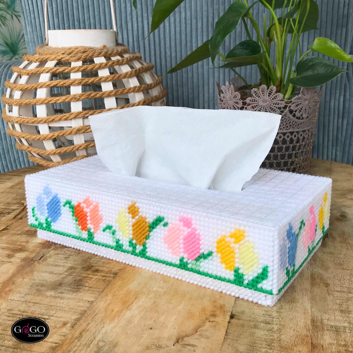 PDF Tissue Box Cover Tulips, Plastic Canvas Needlework, 7 Count Pattern ...