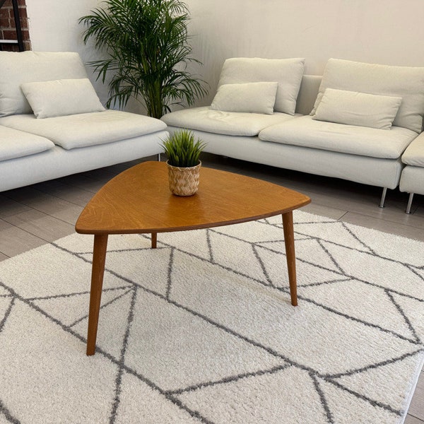 Triangle Table - Etsy