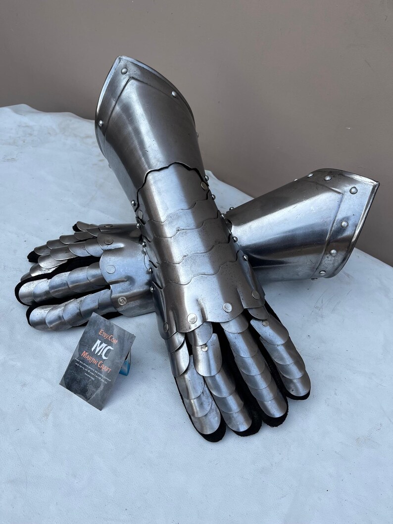 Medieval Knight Gloves – Authentic Leather Gauntlets for Historical ...