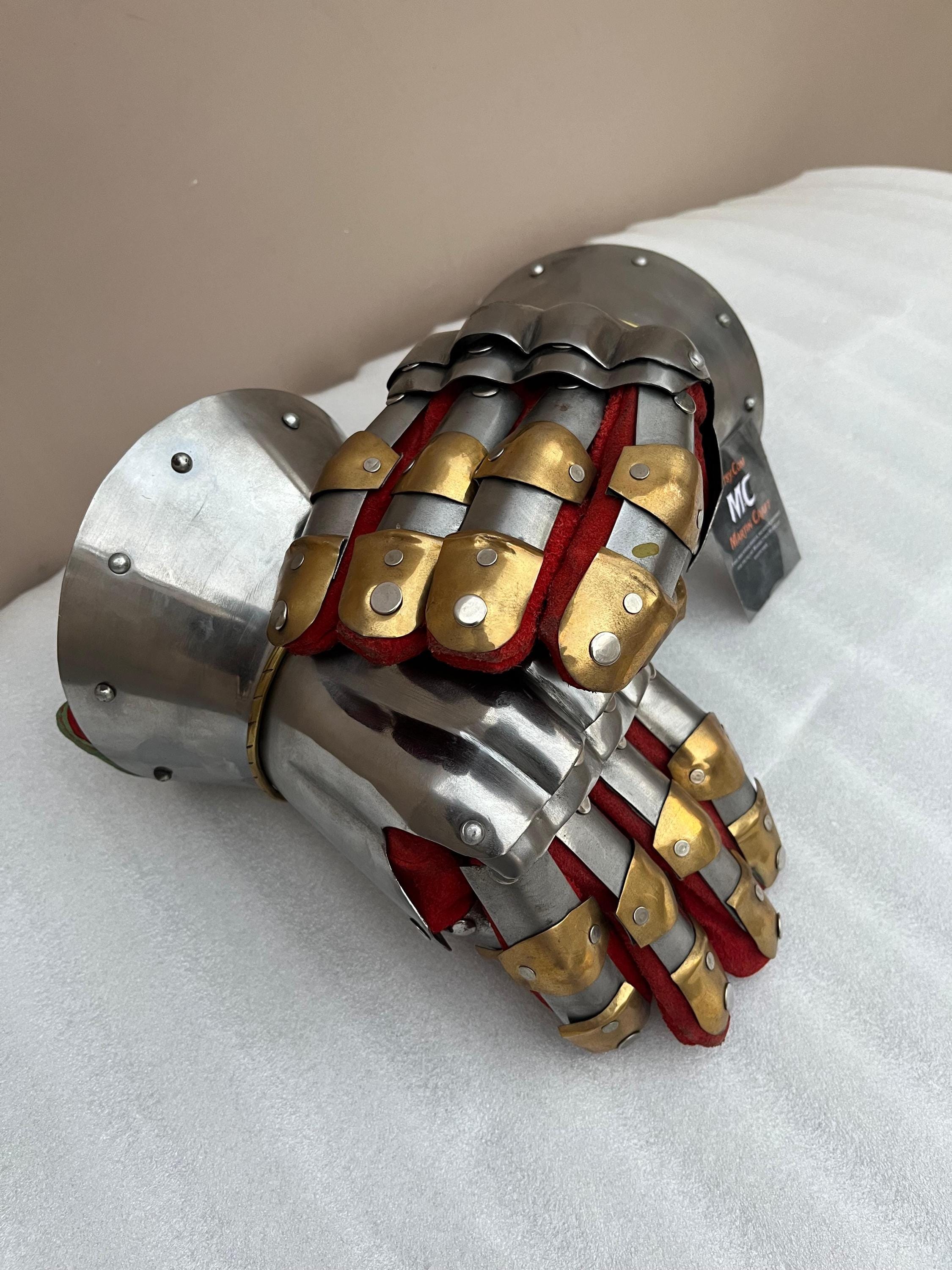 Handmade Medieval Knight Gauntlets – Gothic Gauntlet Gloves – Leather ...