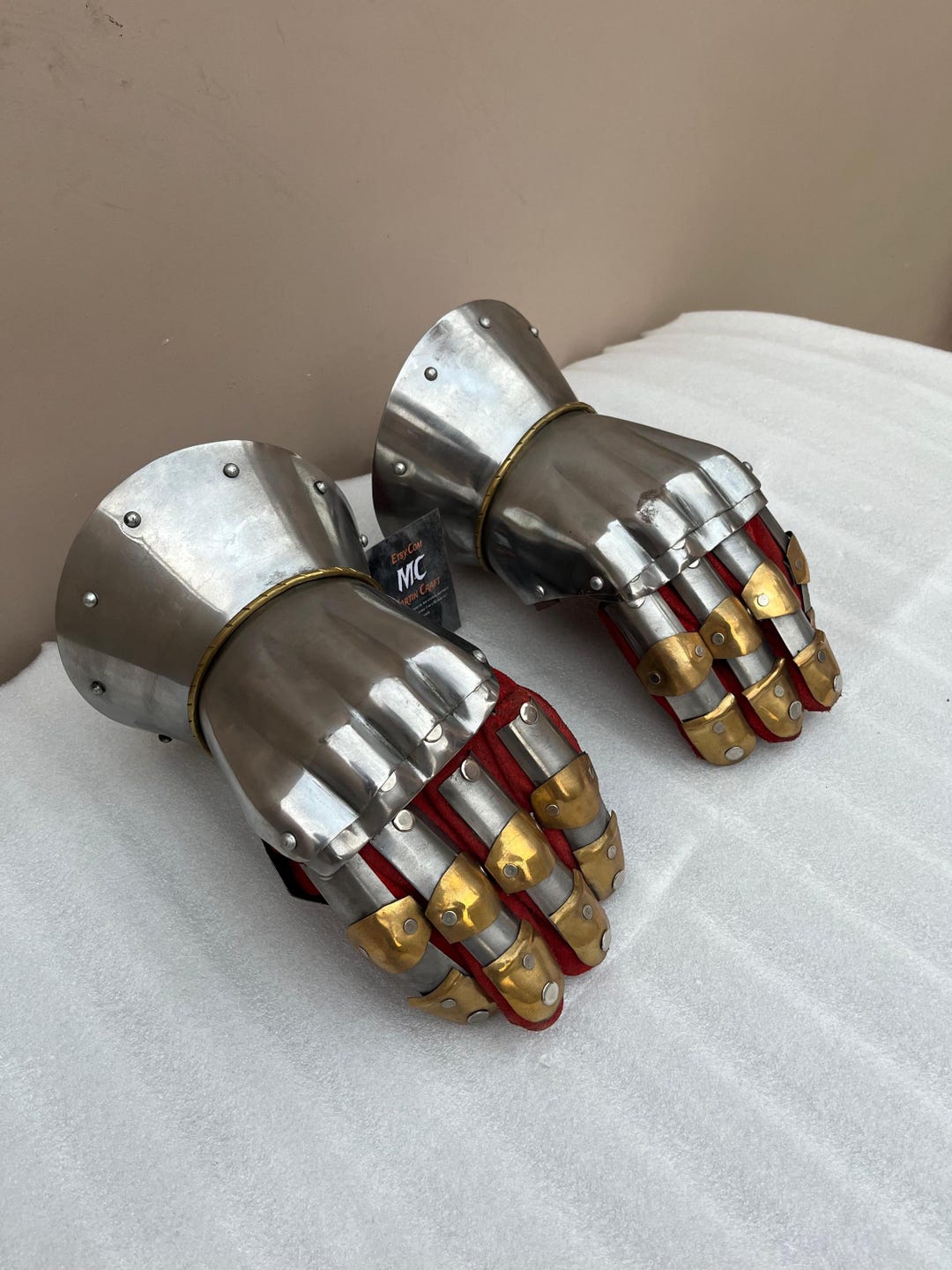 Handmade Medieval Knight Gauntlets – Gothic Gauntlet Gloves – Leather ...