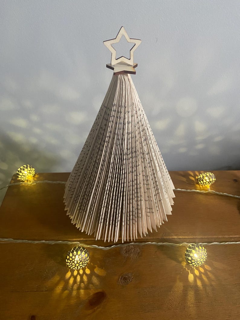 Book Christmas Tree - Etsy UK