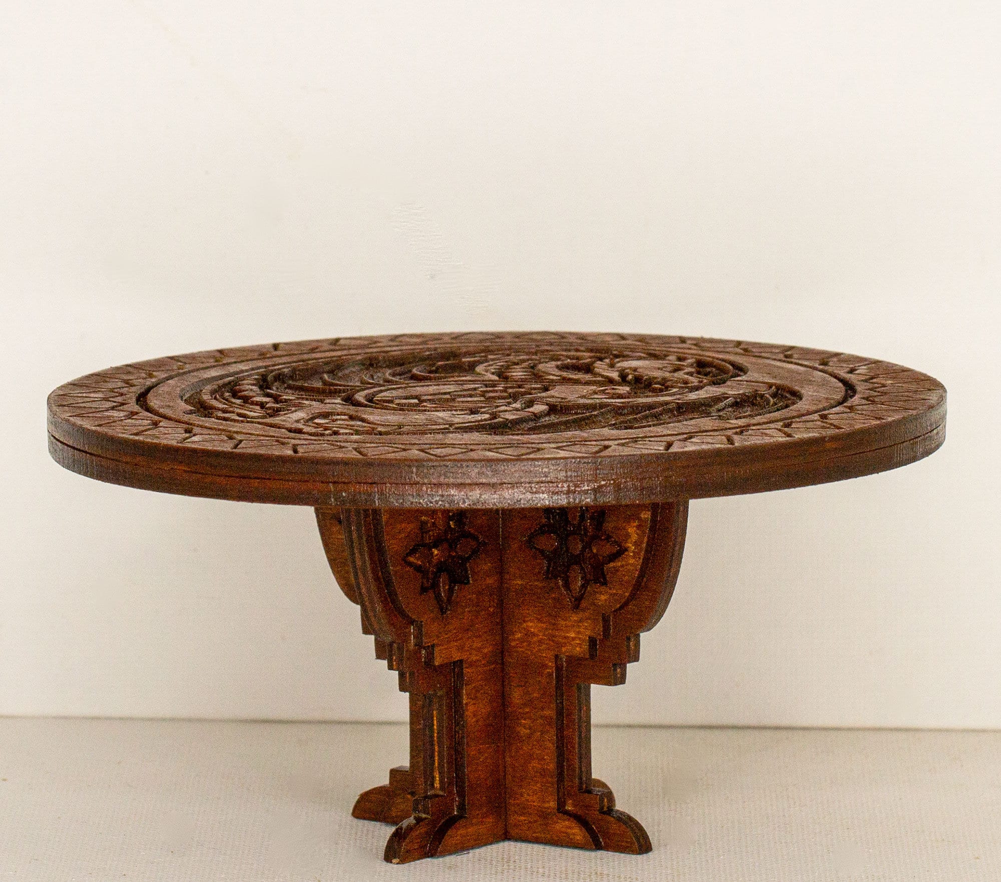 Miniature Medieval Gothic Style Round 'dragon's Tail' Engraved Table ...