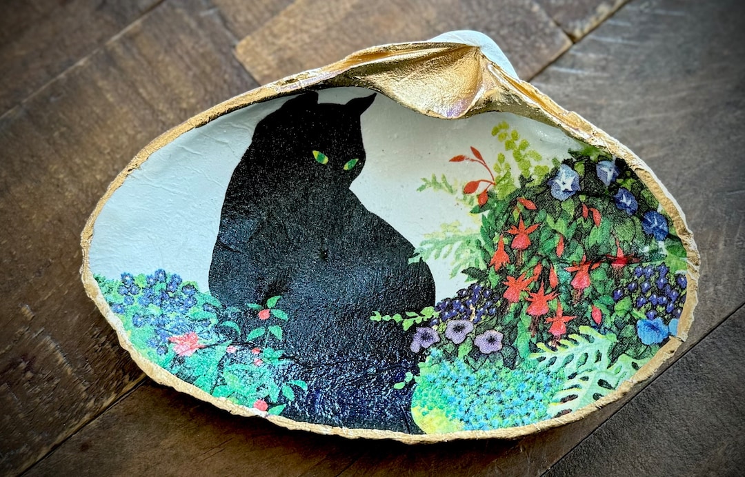 DECOUPAGE XL CLAM, Black Cat, Shell Art, Wedding Gift, Beach Decor ...