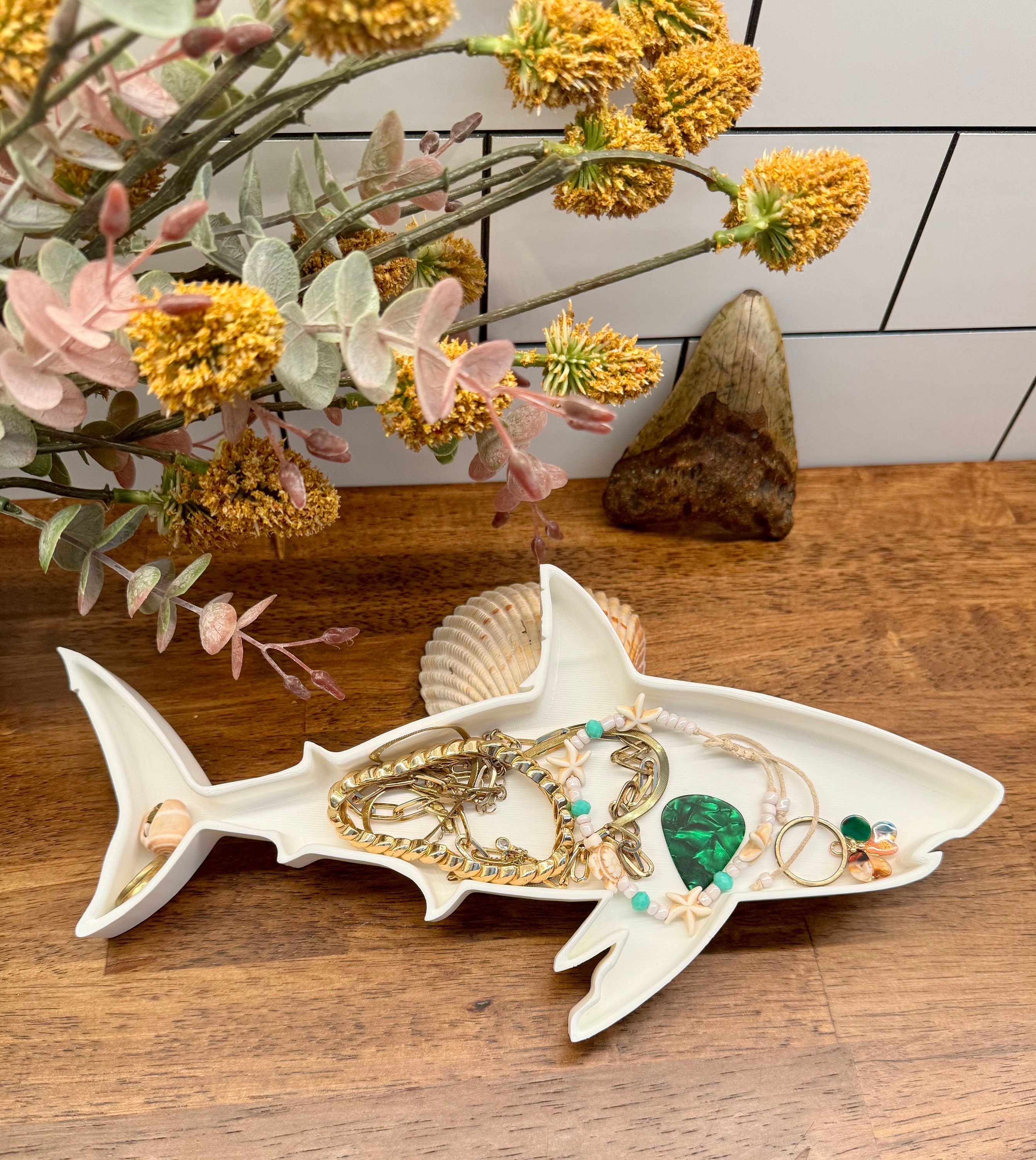 Great White Shark Jewelry Holder: 3D Printed Beach Coastal Decor - Etsy