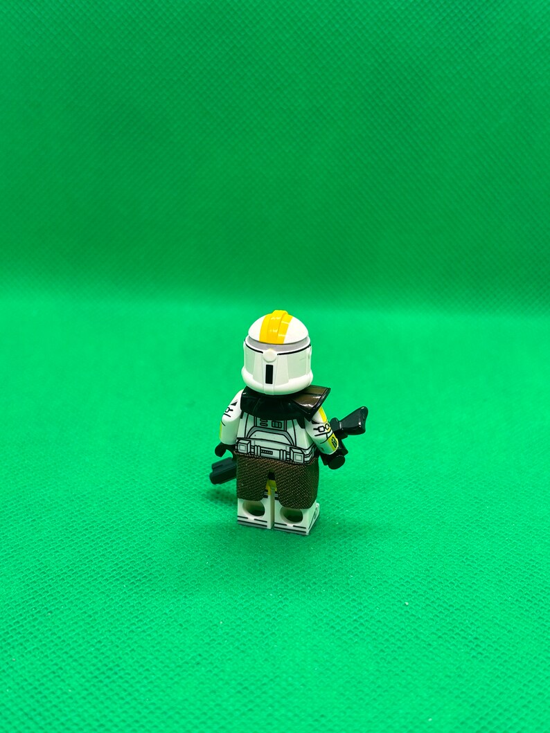 327th Star Corps Clone Trooper Star Wars Mini Figure Revenge of the ...