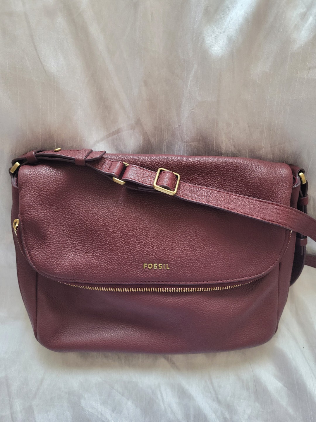 Fossil Burgundy Red Preston Pebbled Leather Adjustable Crossbody Flap ...