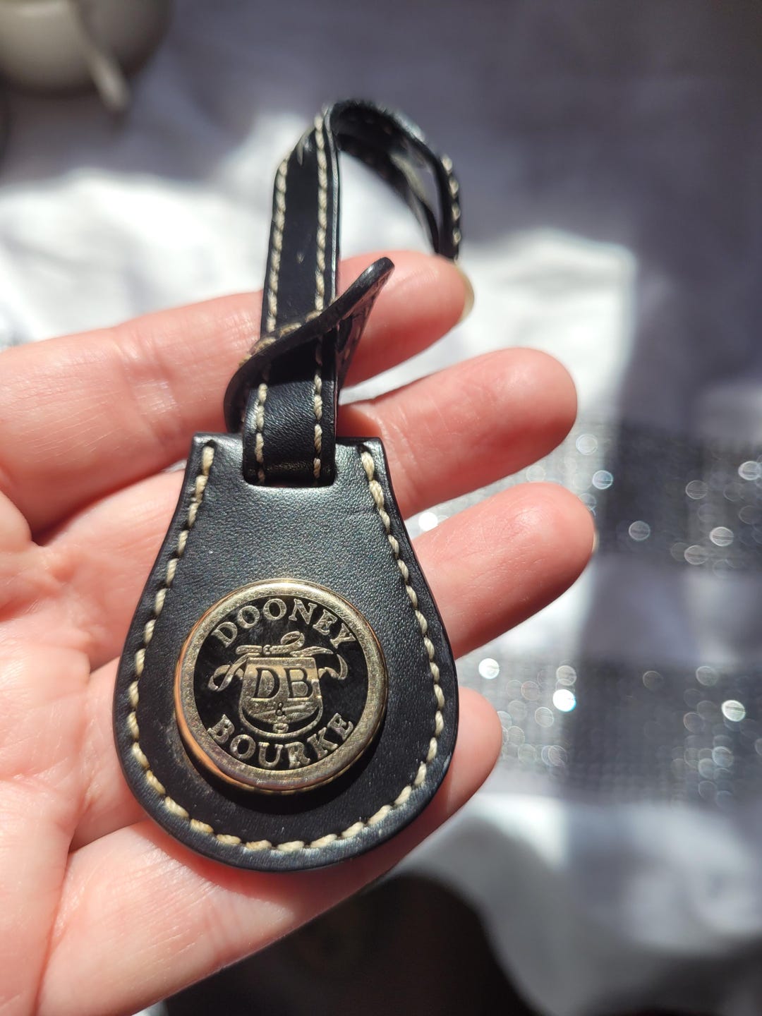 Vintage Dooney & Bourke Hang Tag Key Fob Purse Accessory Black and Gold ...