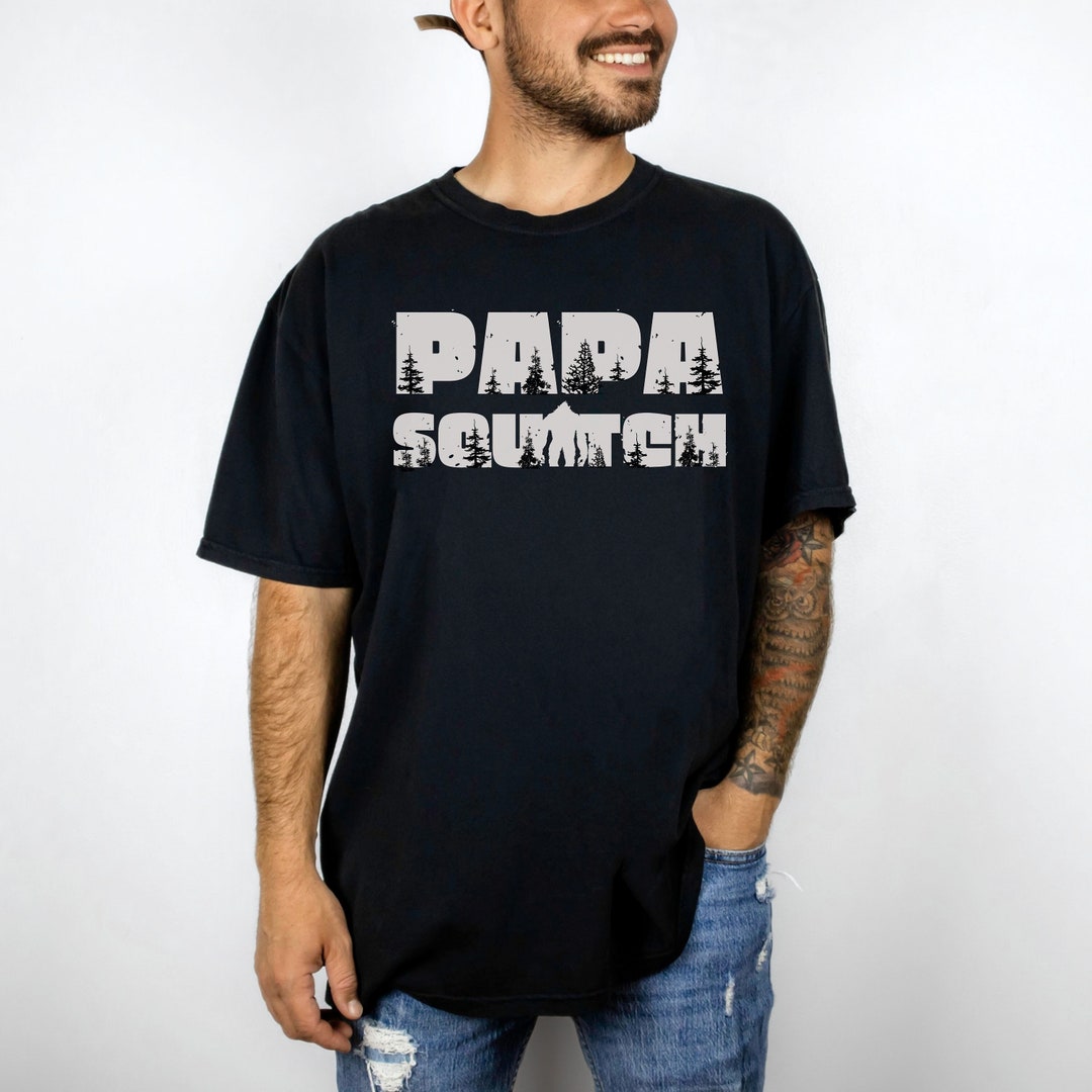 Retro Papa Squatch T-shirt, Sasquatch Dad Shirt, Funny Dad Big Foot Tee ...