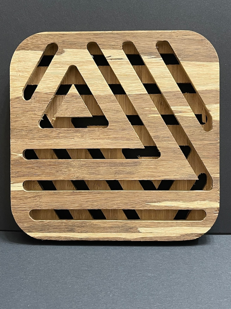 Double Sided Cut Bamboo Trivet With Triangular Design - Etsy