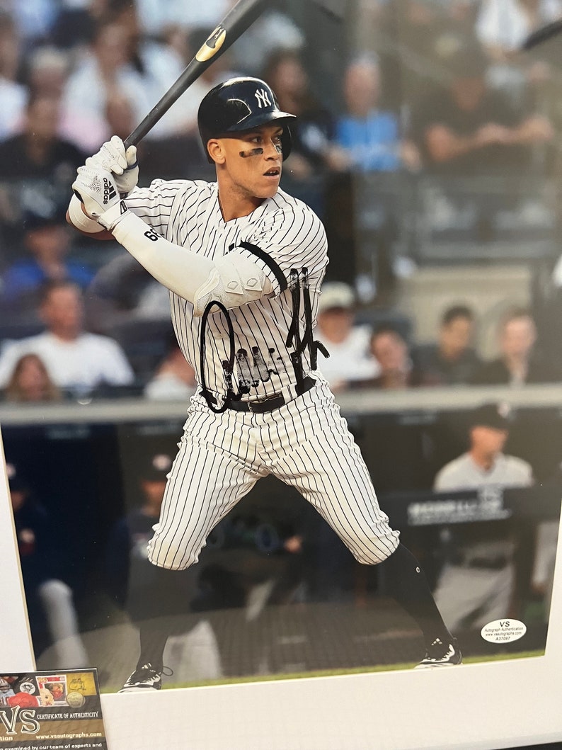 Aaron Judge Autographed Picture With VS COA - Etsy