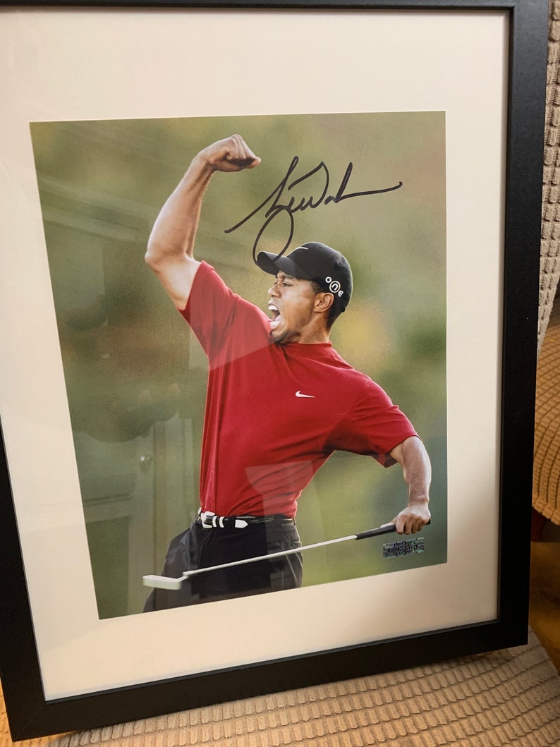 Tiger Woods Autographed Picture With COA Signed Authentic Golf PGA - Etsy